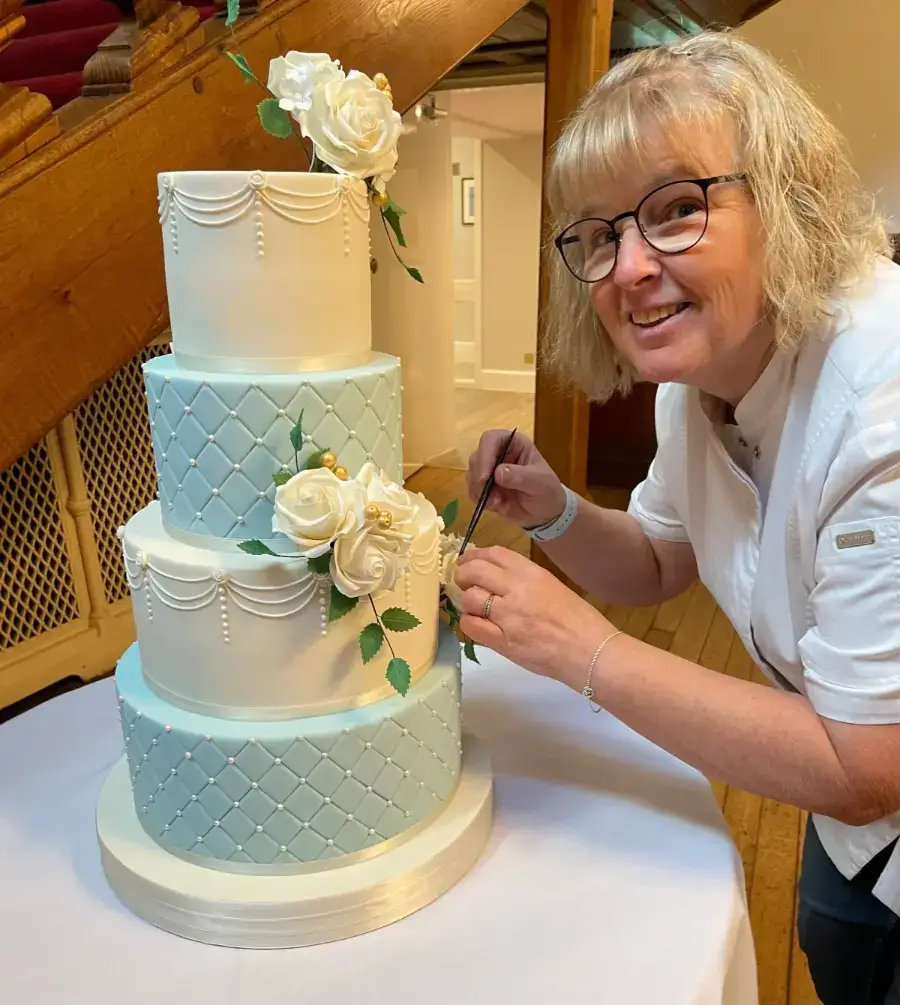 The Wedding Cake Lounge | Online Membership | Cakes By Carol